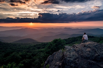 Hike to Bearfence Mountain , Virginia