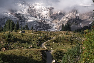Hike to Panorama Point, Skyline Trail