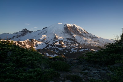 Hike to Rainier NP's Fremont Fire Lookout, Sunrise Visitors Center