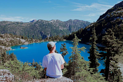 Hike to Cream Lake, BC, Jim Mitchell Lake Road