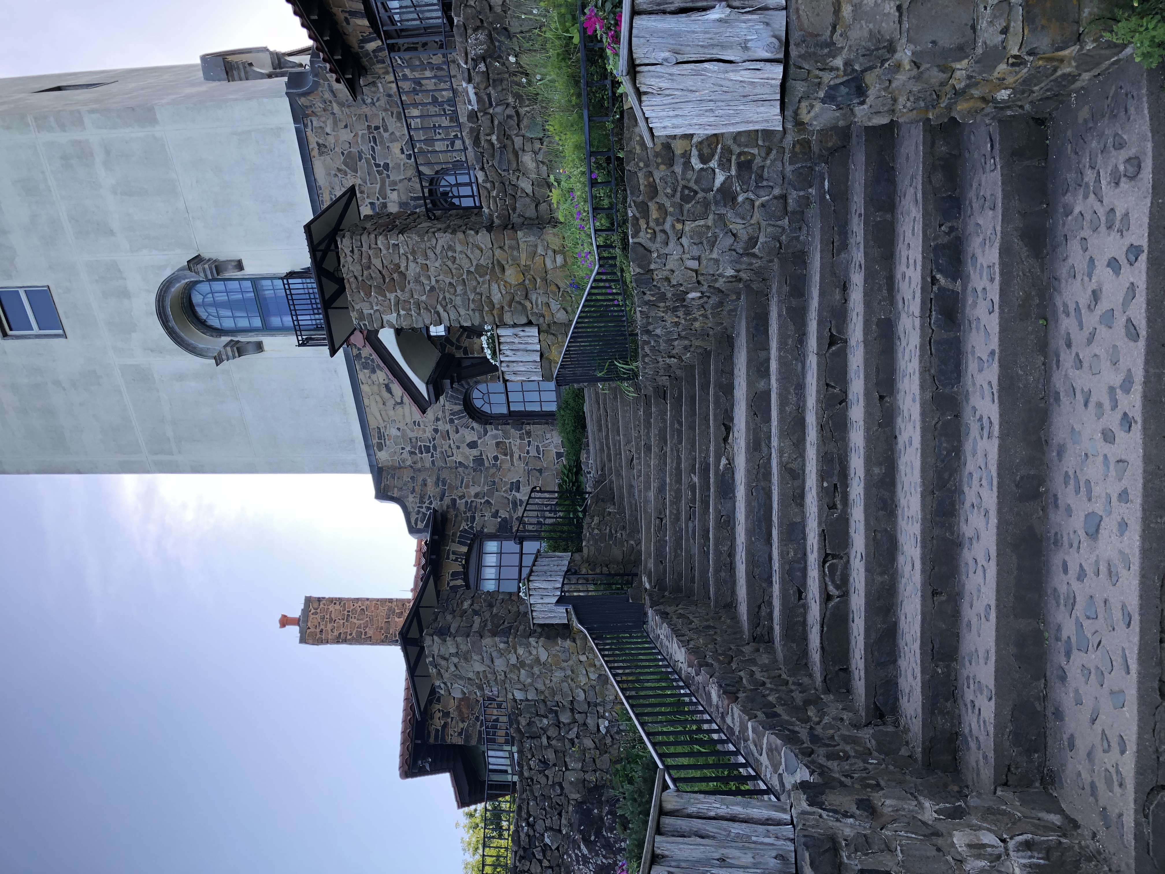 Photos: Hike to the Heublein Tower on Talcott Mountain, Simsbury ...