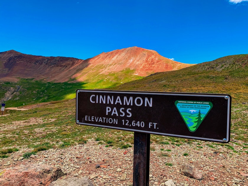 Drive Cinnamon Pass, Lake City, Colorado