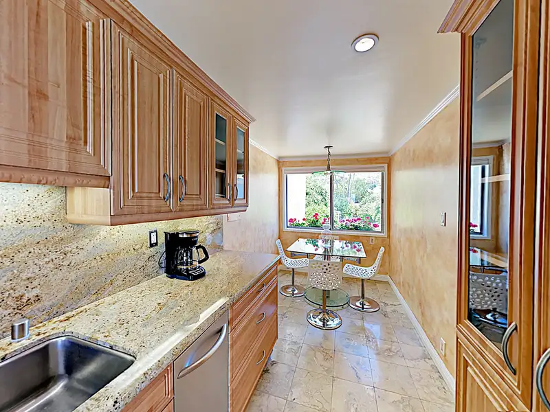 Photo of Ocean View Apartment, Near Beach, Eateries, Shops