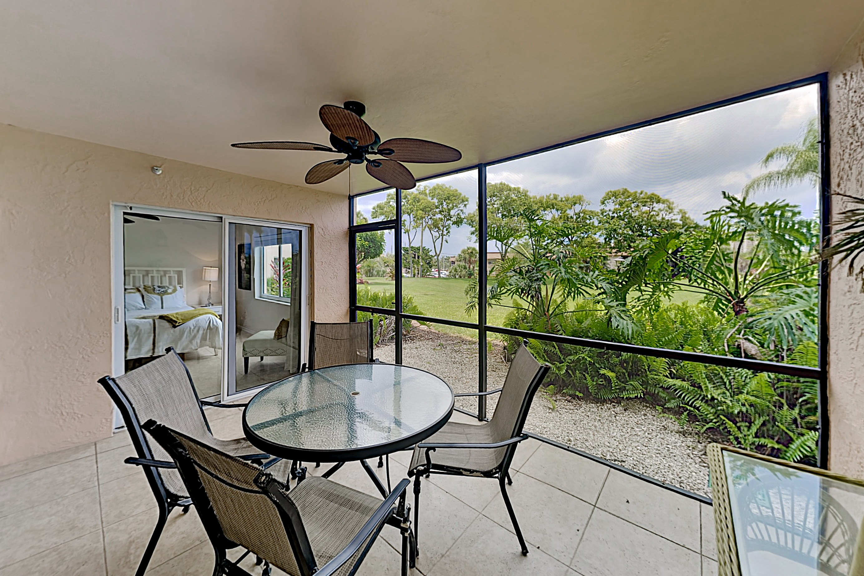 Photo of Walk to Beach! Jupiter Bay Condo w/ Pools & Tennis