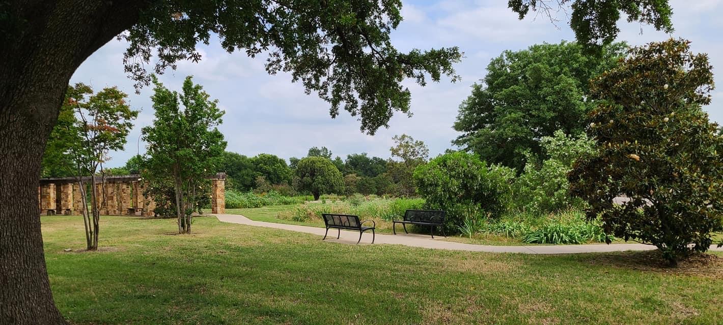 Kiest Park Trail, Dallas, Texas