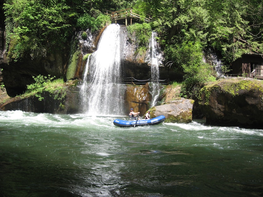 Whitewater Raft the Green River Gorge, Washington