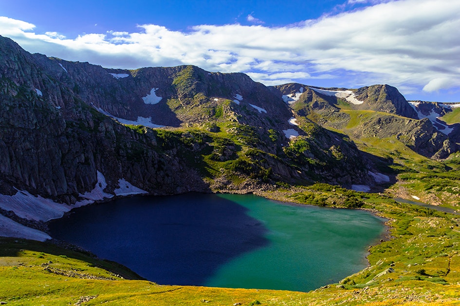 Hike to King Lake, Hessie Trailhead