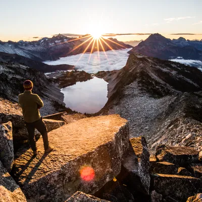 Hike to Hidden Lake Lookout, Hidden Lake Trail