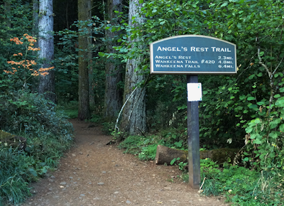 Hike to the Vista of Angel's Rest, Angel's Rest Trailhead