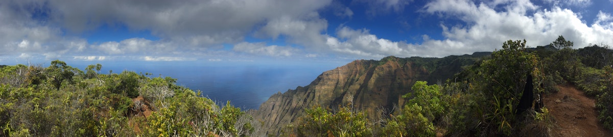 Hike Honopu Ridge , Kauai County, Hawaii