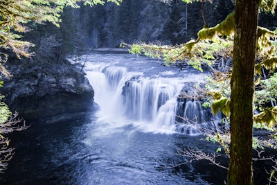 Hike to Lewis River Falls, Lower Falls Campground