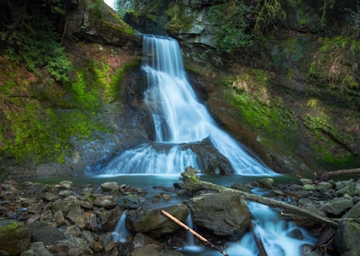 Hike to Racehorse Falls, Racehorse Falls