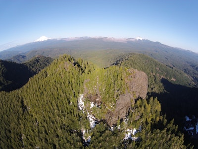 Hike the Middle Pyramid , Middle Pyramid Trailhead