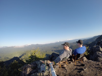 Hike the Middle Pyramid , Middle Pyramid Trailhead