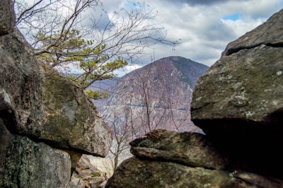 Hike Breakneck Ridge, Breakneck Ridge Trailhead