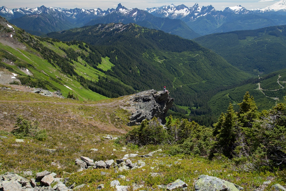 Hike Mount Cheam, Mount Cheam Peak Trailhead