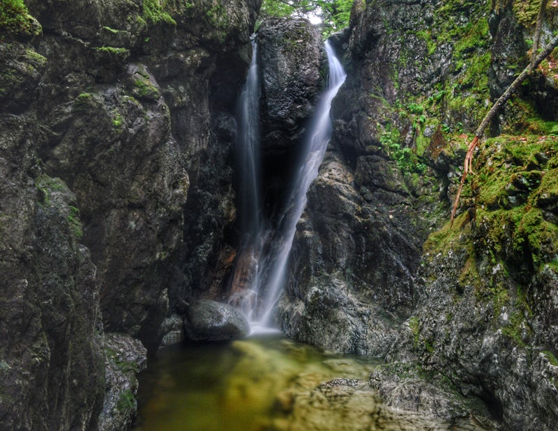 Photo of Indian Head and Fish Hawk Cliffs