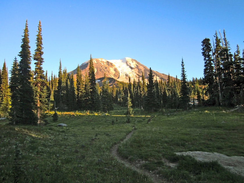 Climb Mount Adams North Cleaver Route, Washington
