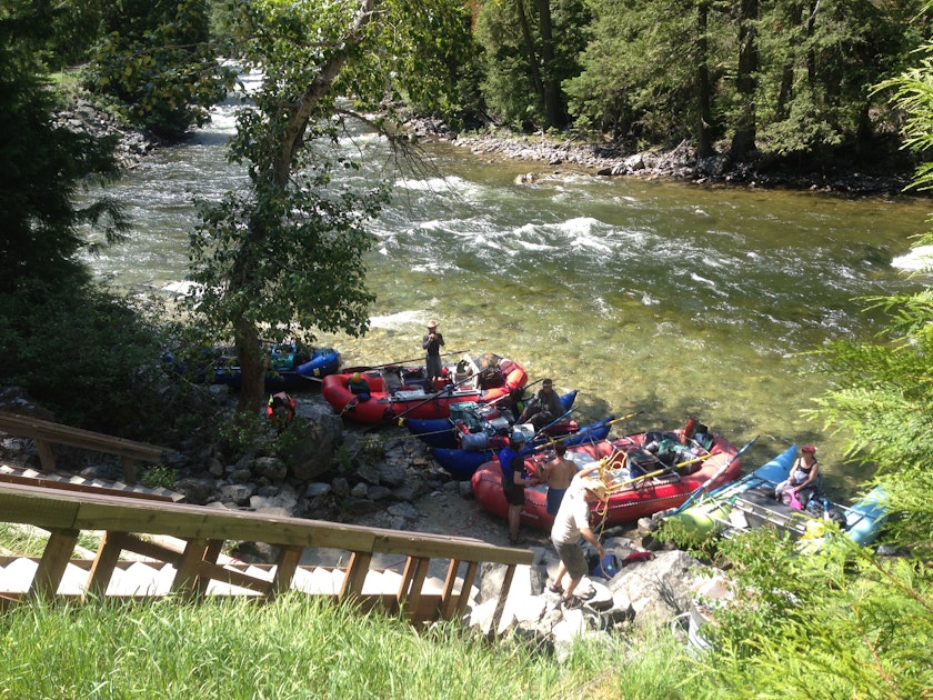 Whitewater Raft the Selway River, Paradise Campground