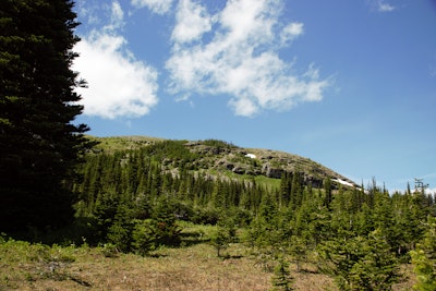 Hike to Raven Lake , Raven Lake Trailhead