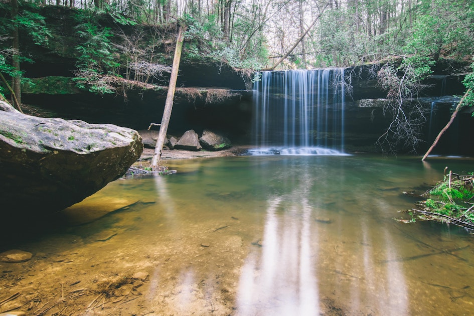 Hike to Upper Caney Creek Falls, Alabama