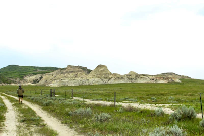 Hike to White Butte, White Butte Trailhead