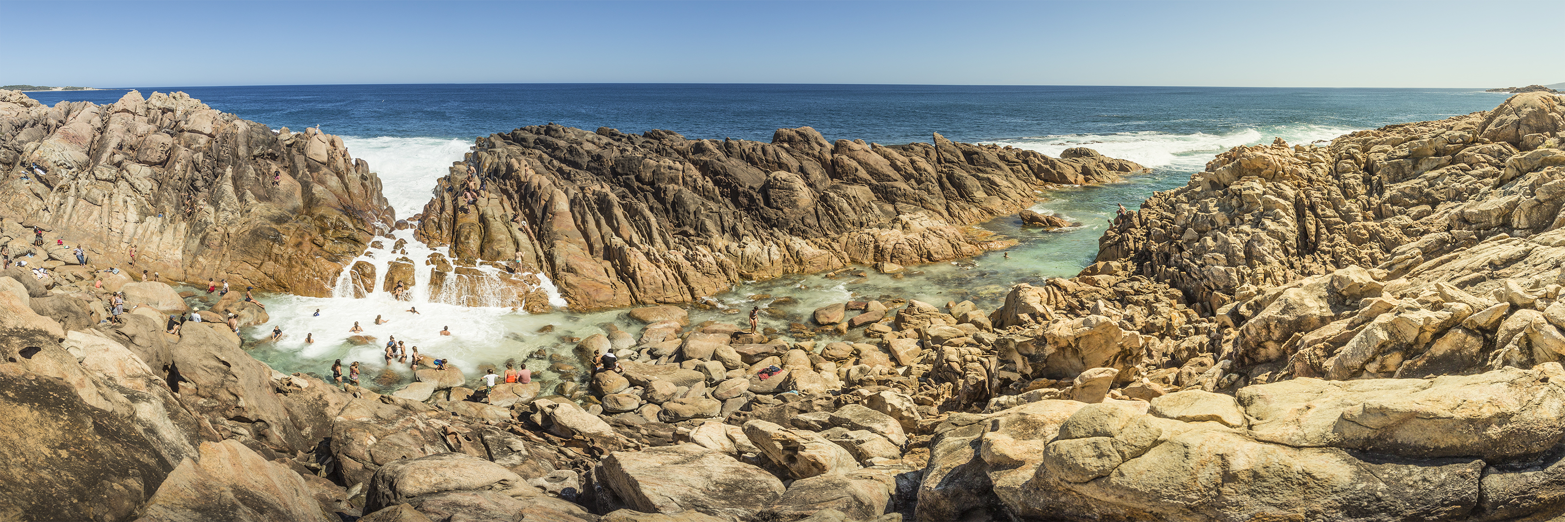 Take a Dip in the Injidup Natural Spa, Yallingup, Western Australia