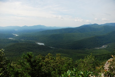 Hike to Little and Big Rocky Row, James River Foot Bridge