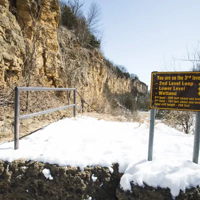 Hike the Horseshoe Bluff Trail , Horseshoe Bluff Trailhead