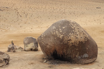 Explore Giant Rock, Giant Rock CA