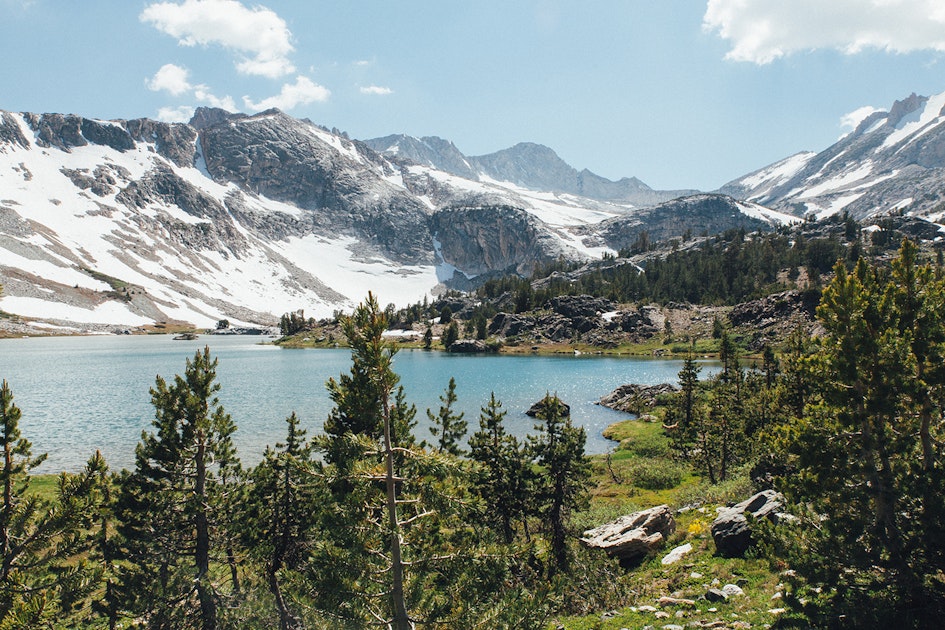 Hike 20 Lakes Basin Loop, Lee Vining, California