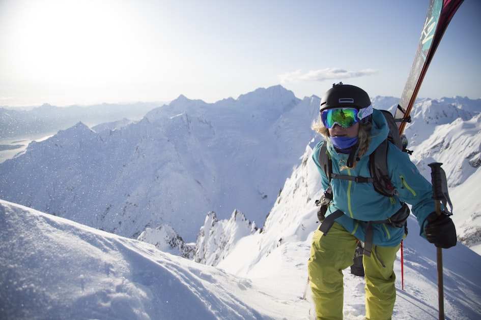 Women's Backcountry Skiing: The Kit of Your Dreams