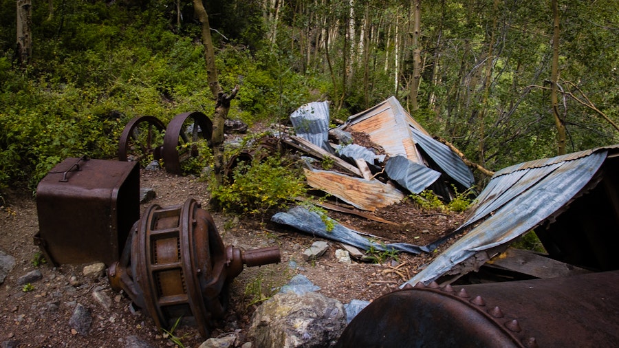 Running to Grizzly Bear Mine, Colorado