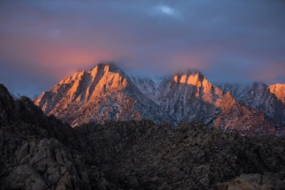 Camp in the Alabama Hills, Mobius Arch Loop Trailhead