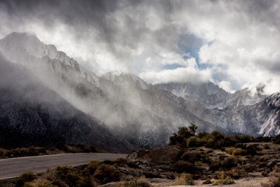 Camp in the Alabama Hills, Mobius Arch Loop Trailhead