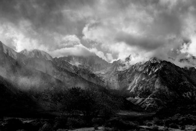 Camp in the Alabama Hills, Mobius Arch Loop Trailhead