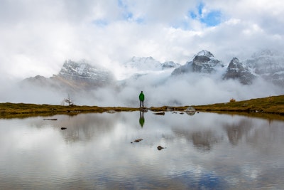 Hike to the Larch Valley, Moraine Lake Parking Lot and Trailhead