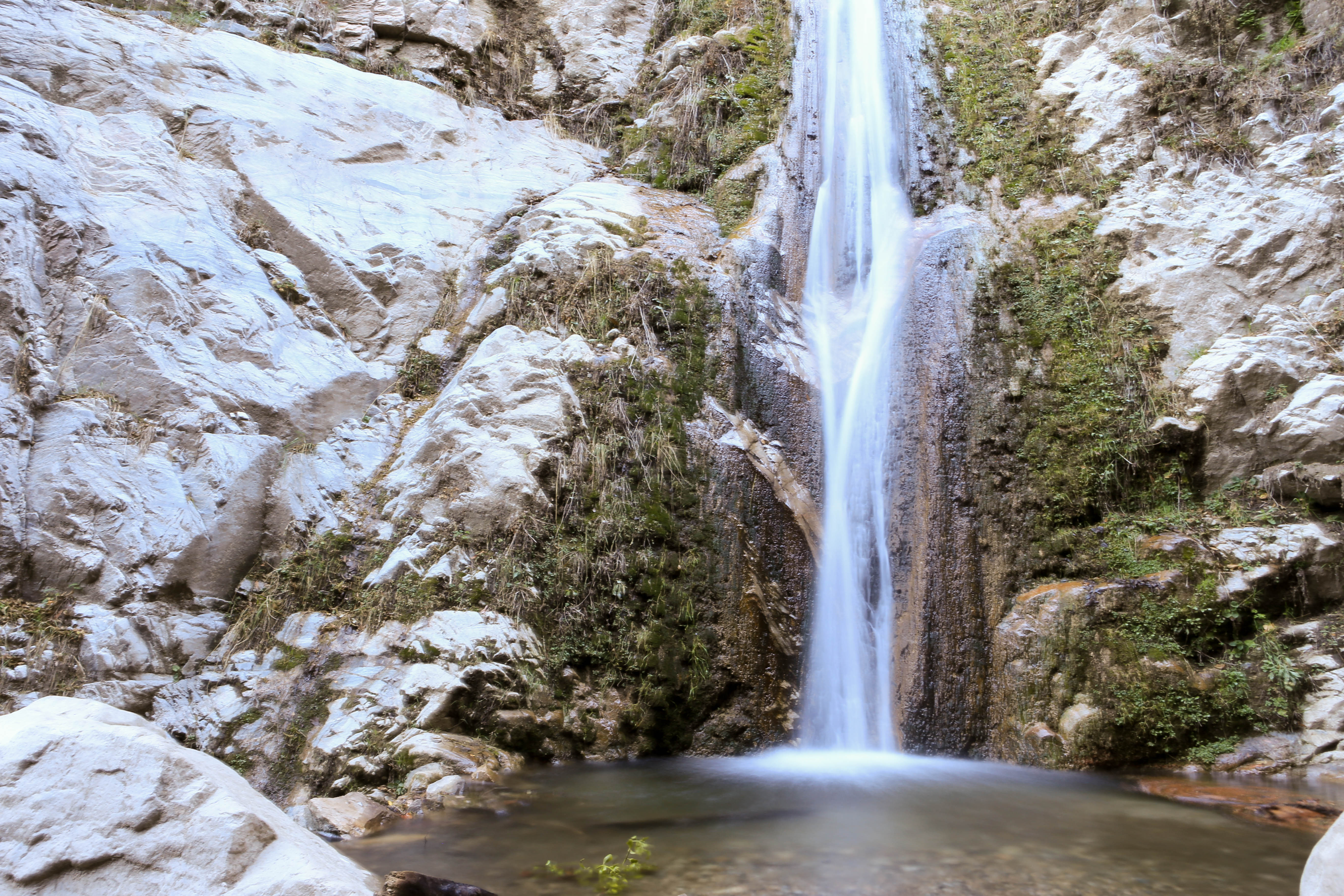Hiking to Lewis Falls , Azusa, California