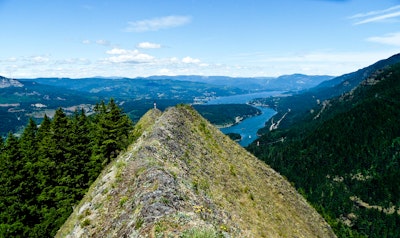 Hike Munra Point, Wahclella Falls Trail