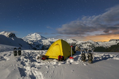 Winter Backpack to Lake Anne Ridge, Heather Meadows Parking Area