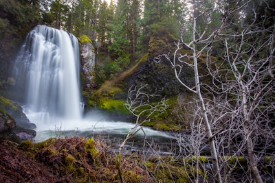 Hike to Marion Falls, Marion Lake Trailhead