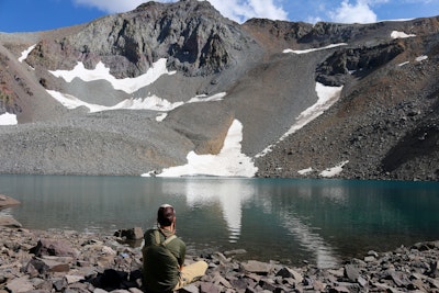 Hike to Deadman Lake, Deadman Lake Trailhead