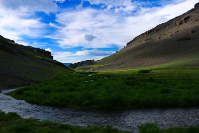 Hike to Deadman Lake, Deadman Lake Trailhead
