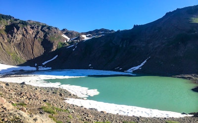 Hike to Goat Lake, Goat Rocks Wilderness, Walupt Lake Trail