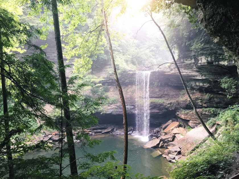 Hike to Greeter Falls, Tennessee