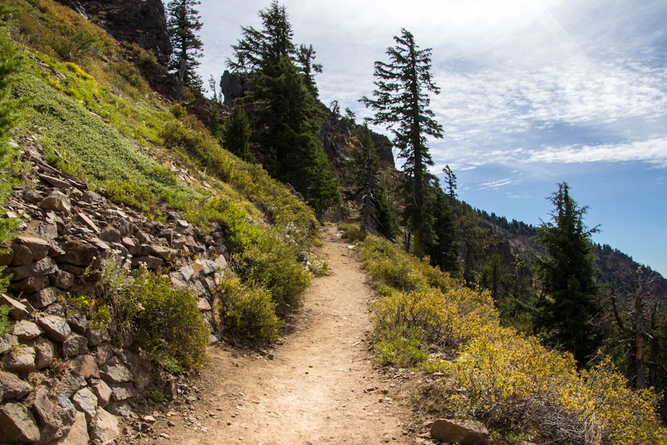 Hike the Garfield Peak Trail, CRATER LAKE, Oregon