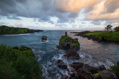 Camp at Wai'anapanapa State Park, Wainapapa State Park