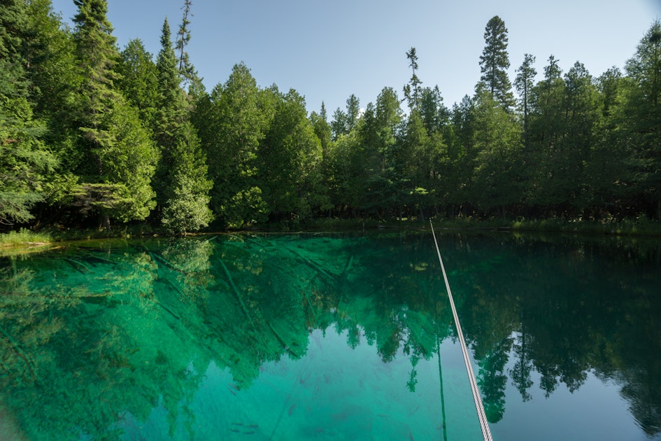 Explore Kitch-iti-kipi ("Big Springs"), Michigan