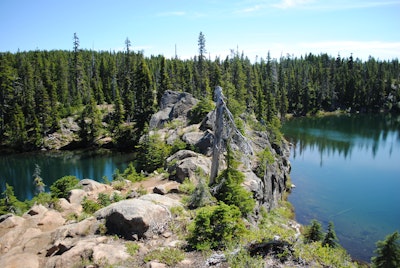 Hike to Tenas Lakes, Tenas Lake Trailhead