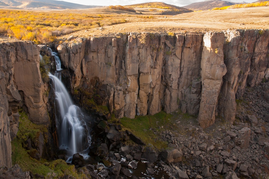 10 Surprisingly Stellar Waterfalls In Colorado